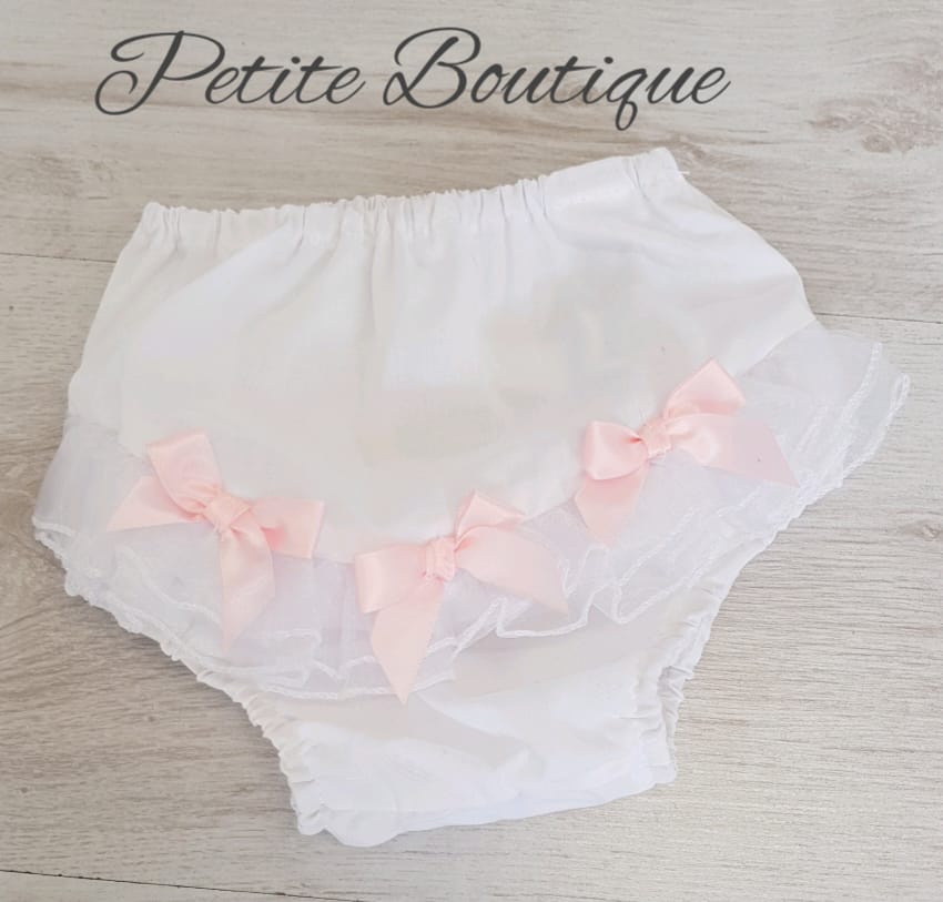 White/pink triple bow frilly pants – Petite boutique children’s wear